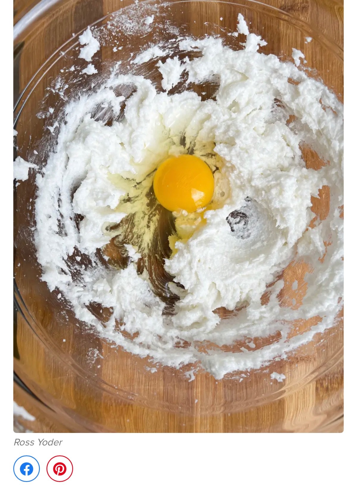 This Family's "Secret" Cake Recipe Has Taken Over An Entire Corn