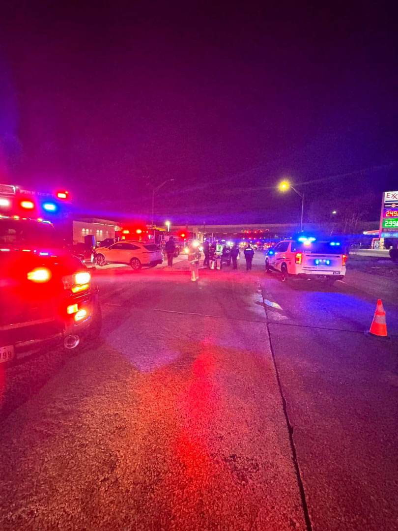 HAPPENING NOW: MAJOR VEHICLE CRASH