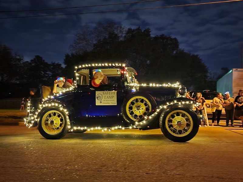 Made it to another Humble Christmas parade with the kids
