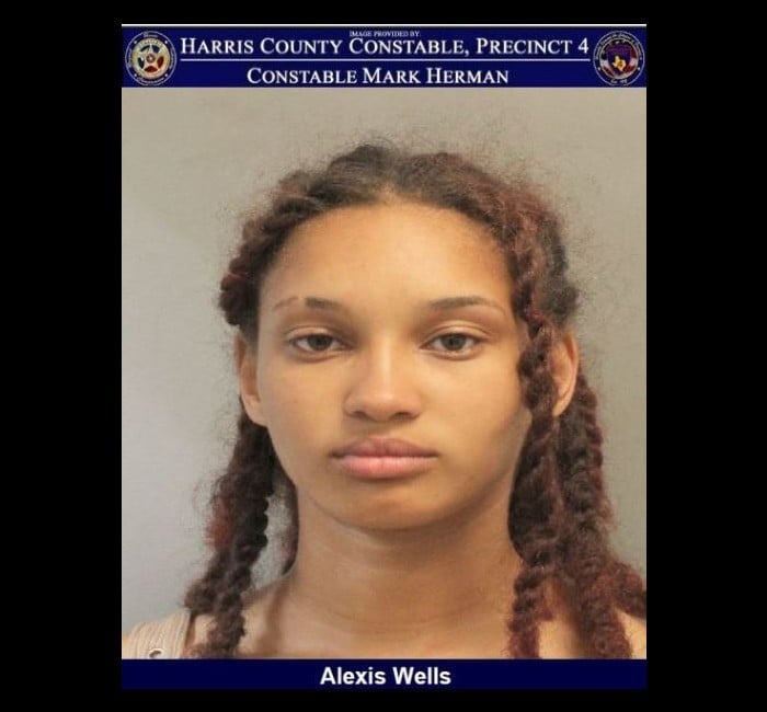 Constables Arrest Suspect for Evading and Unlawful Carrying of a